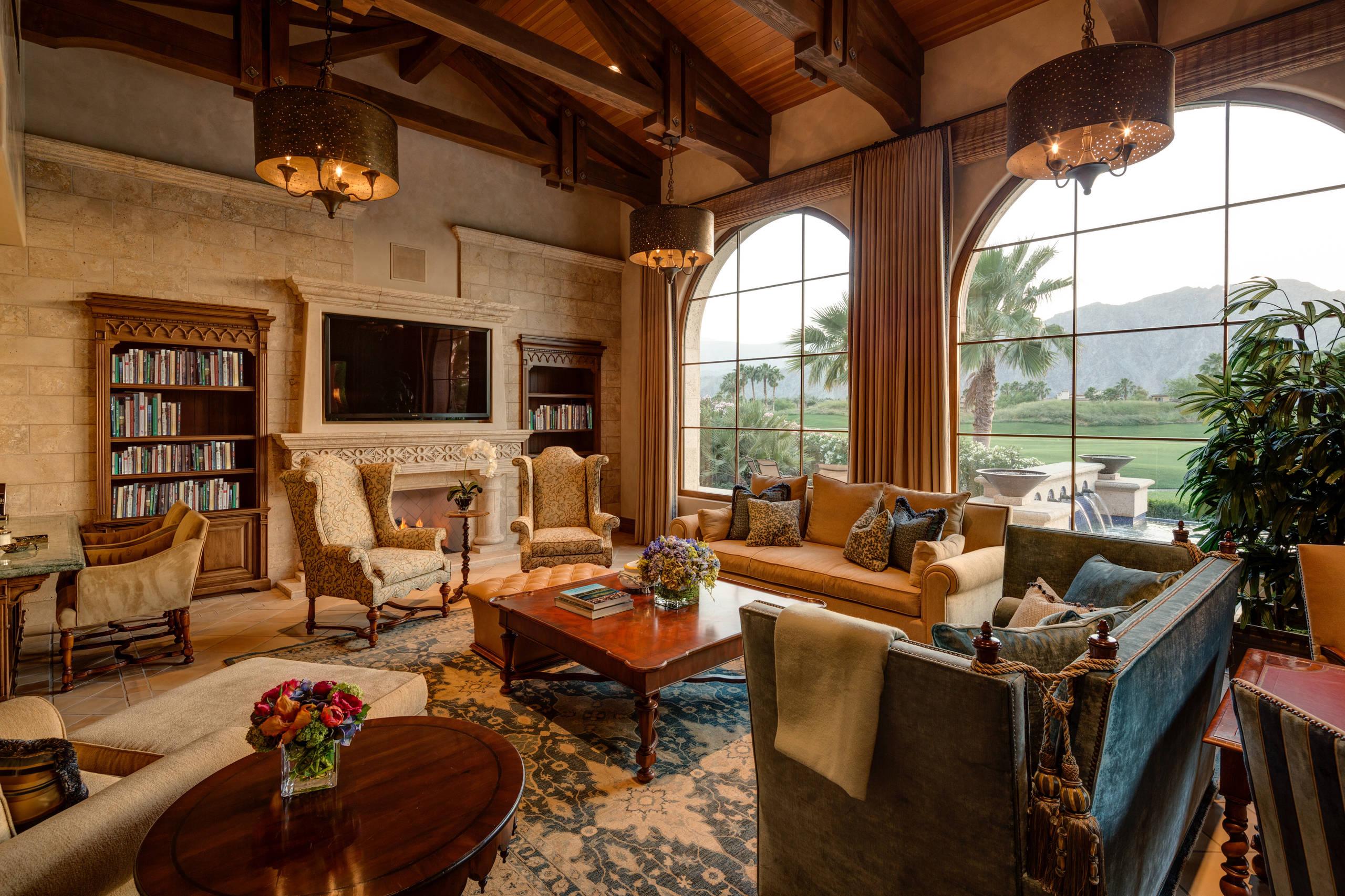 Elegance Redefined: Custom Steel Glass Windows in Luxury Home Design